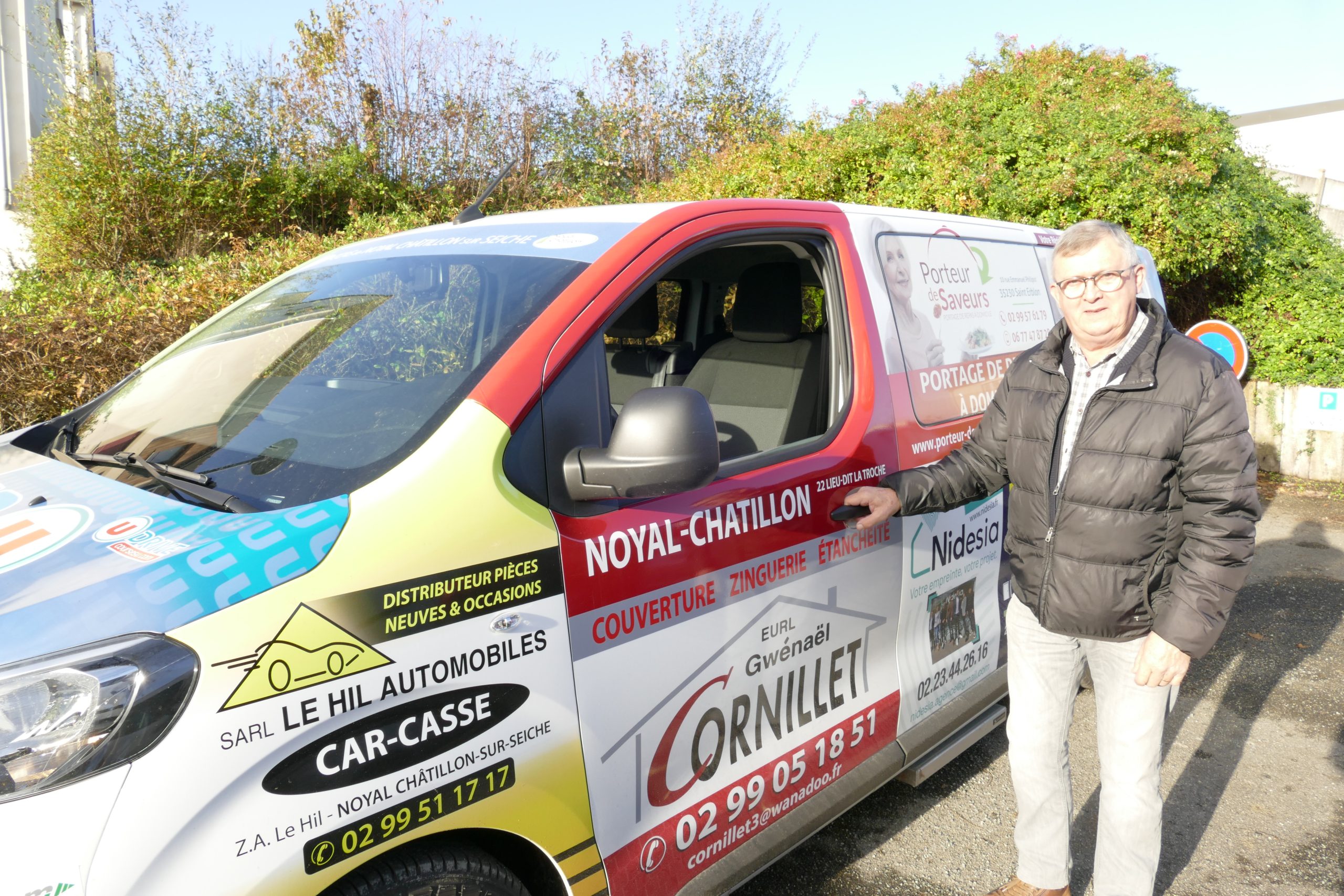 Un nouveau minibus pour vous ! - Mairie de Noyal-Chatillon (35)